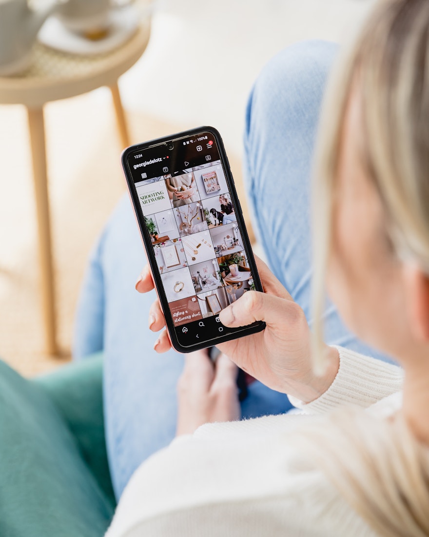 How to Write Great Instagram Captions - A Guide for Agencies